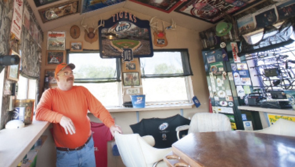 Meet Our Deer Blind Contest Winners - Michigan Country Lines Magazine